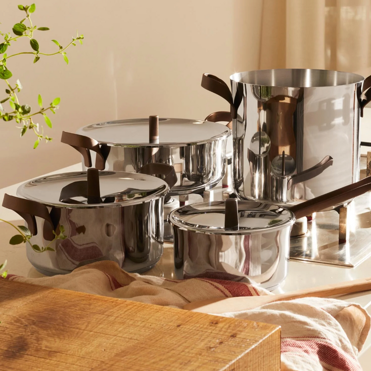 Edo Cookware Set by Alessi on Luxxdesign.com