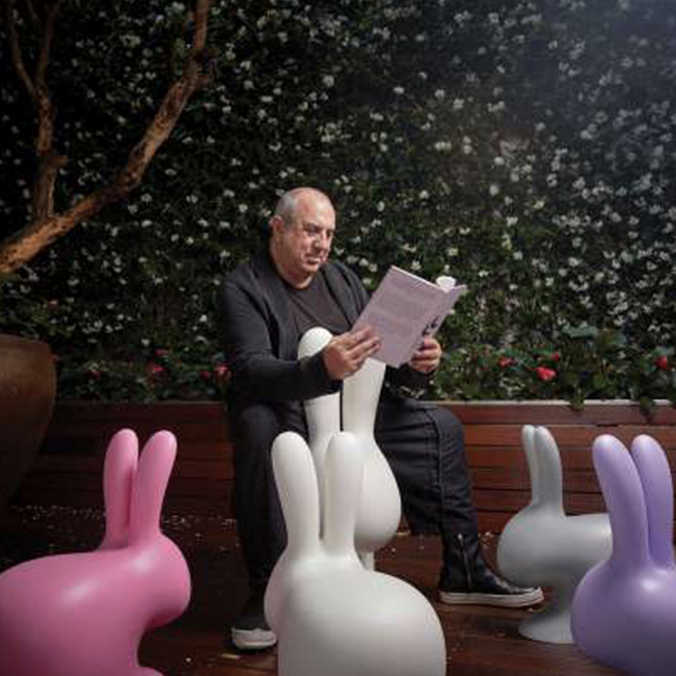 Rabbit chair by Qeeboo on Luxxdesign.com