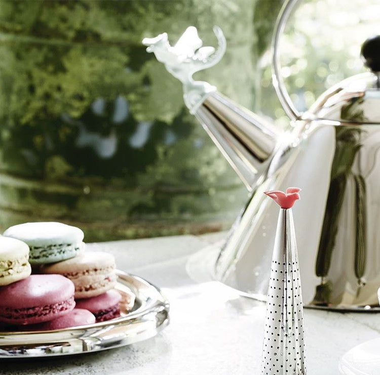 Tea Rex Kettle by Alessi on Luxxdesign.com